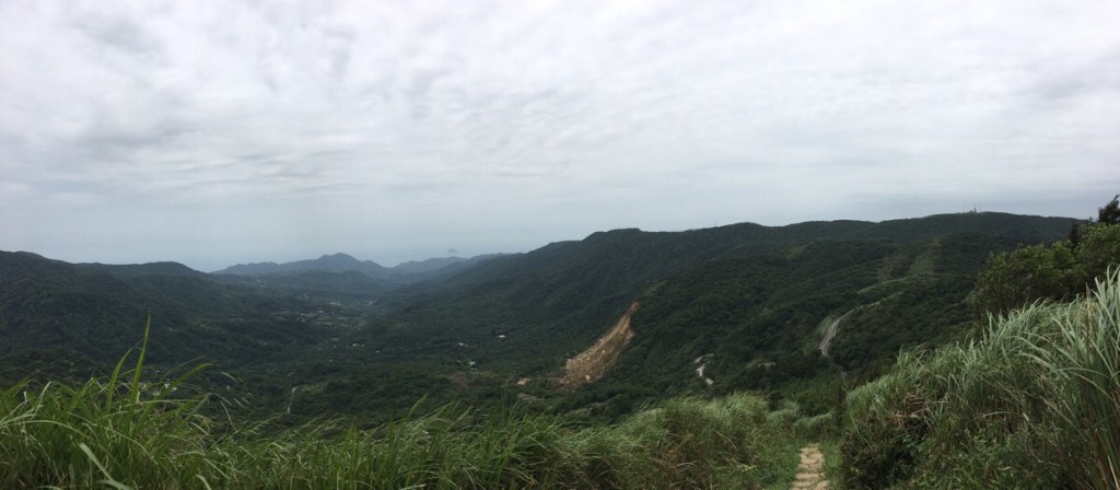 TAIPEI GRAND HIKE – FENG GUI ZUI TO XIAOYOUKENG (北區稜線大縱走 – 風櫃嘴/頂山/石梯嶺山 ...