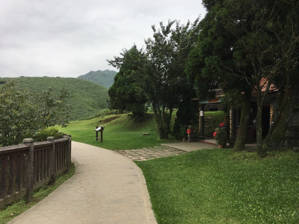 TAIPEI GRAND HIKE – FENG GUI ZUI TO XIAOYOUKENG (北區稜線大縱走 – 風櫃嘴/頂山/石梯嶺山 ...