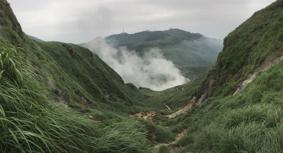 TAIPEI GRAND HIKE – FENG GUI ZUI TO XIAOYOUKENG (北區稜線大縱走 – 風櫃嘴/頂山/石梯嶺山 ...