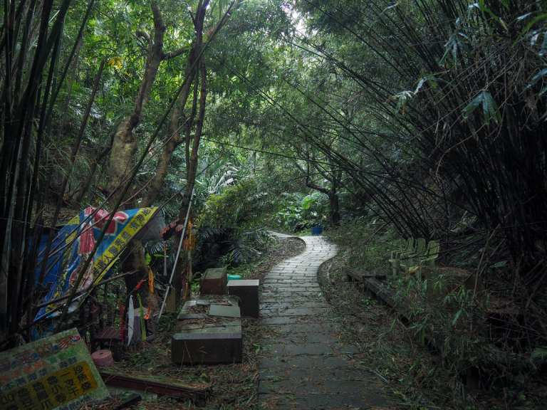 BITOUJIAO TRAIL (鼻頭角步道) | Taiwan Trails and Tales