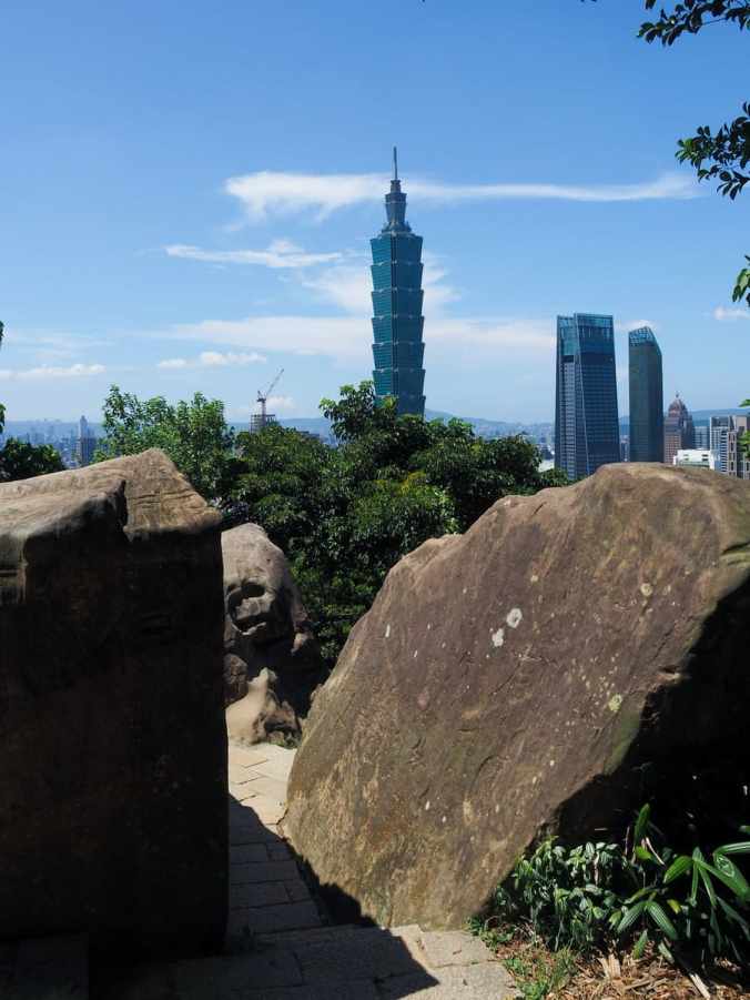 ELEPHANT MOUNTAIN (象山) | Taiwan Trails and Tales